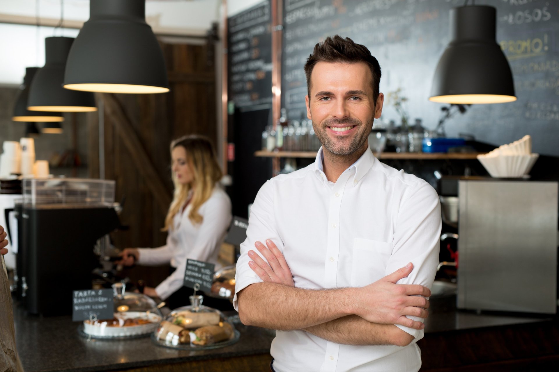 How to Start a Restaurant Business with Minimum Money & Zero Experience?